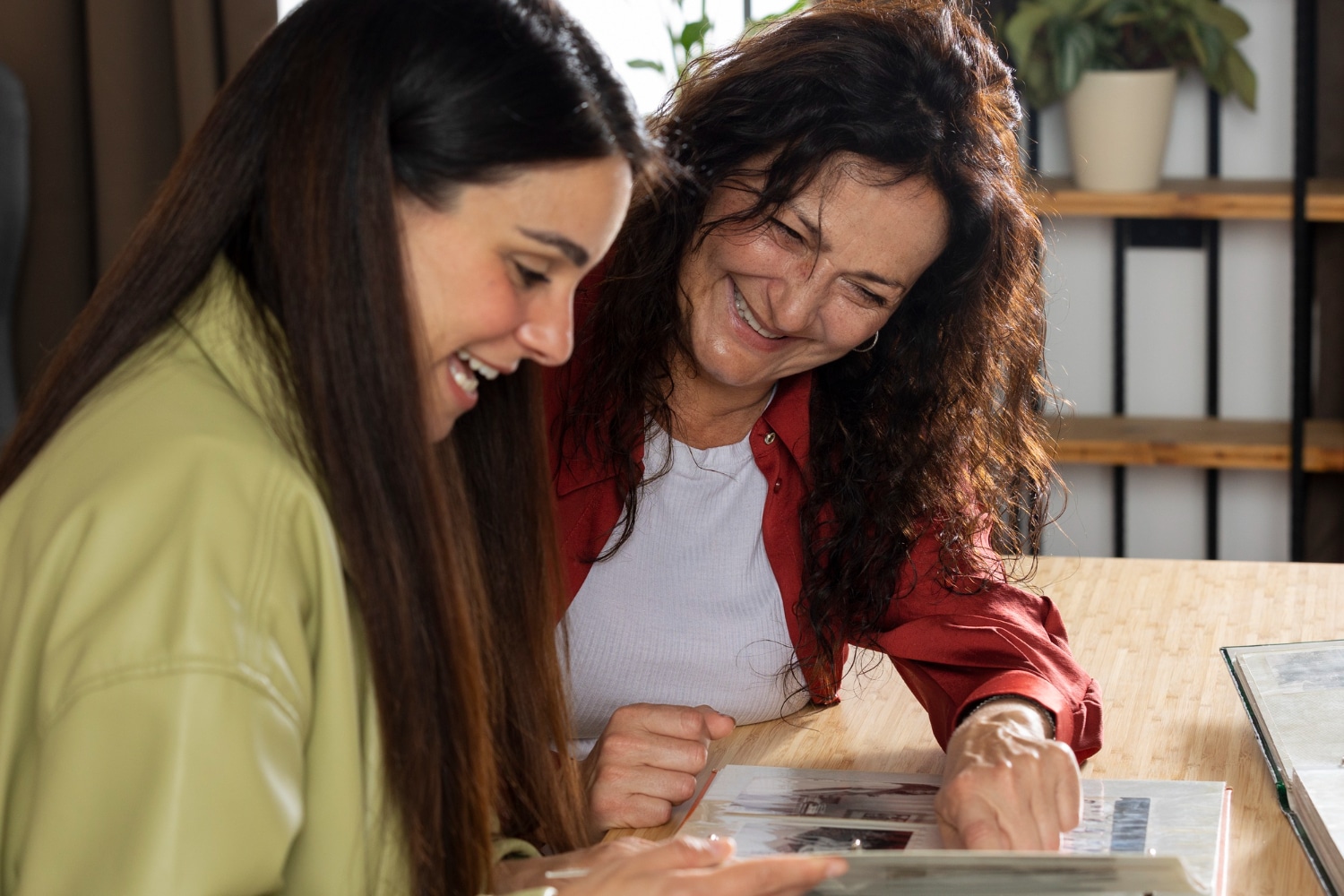 Apprenticeship Incentive Grant: Up to $4,000